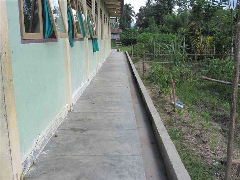 SMP NEGERI 16 BURU - annibuku.com