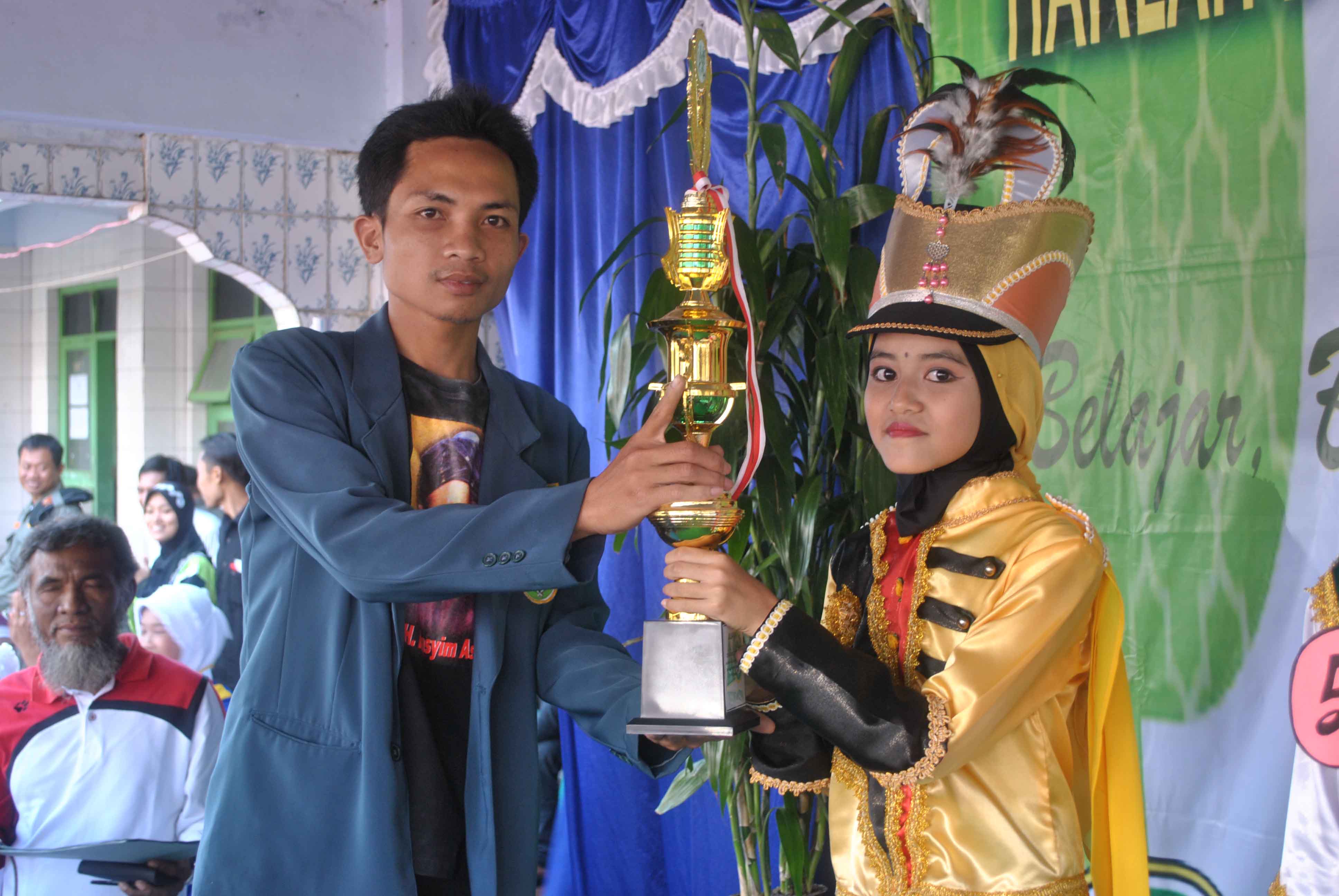 MIS RAHMATUL UMAT 02 WALANGSANGA - annibuku.com