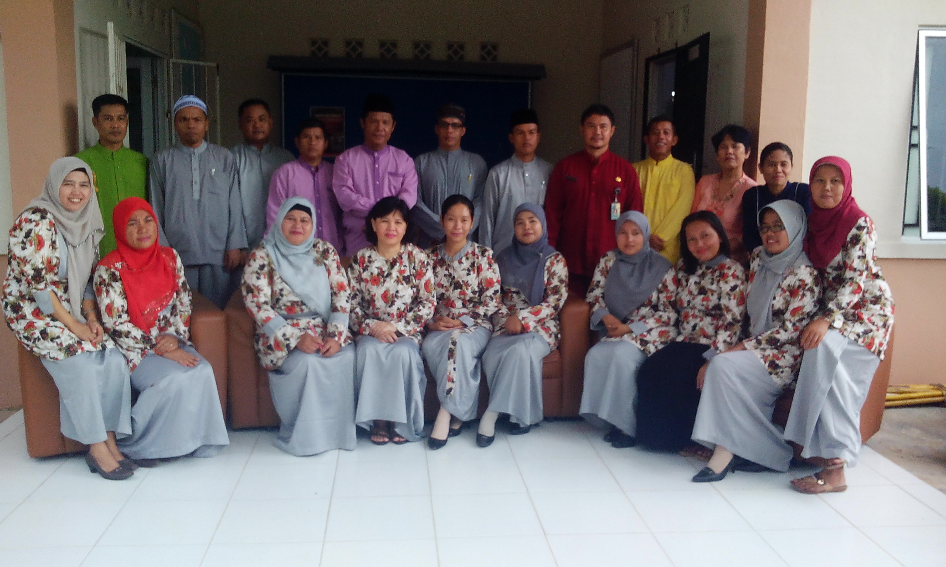SMAN 16 BATAM - annibuku.com