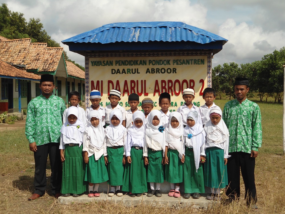 MIS Daarul Abroor 2 - annibuku.com