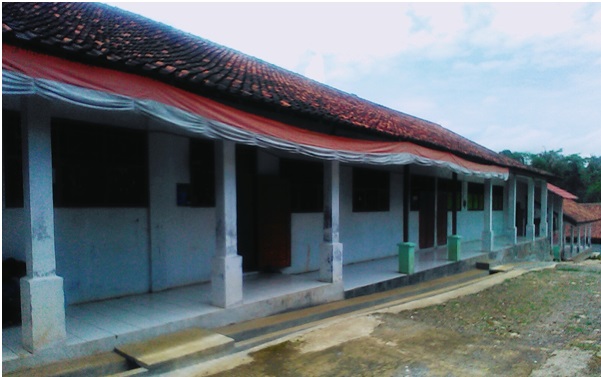 SMK GRAFIKA JATINEGARA - annibuku.com