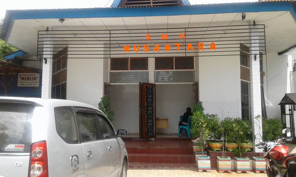 SMK NUSANTARA ENDE - annibuku.com