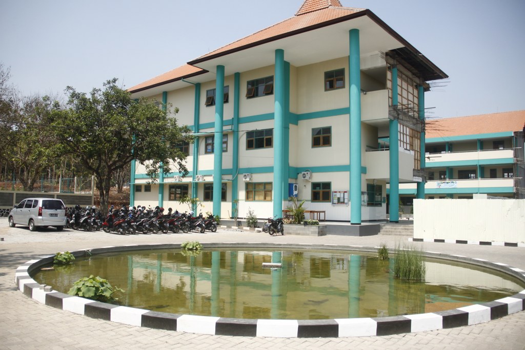 SMA ISLAM AL AZHAR 14 - annibuku.com