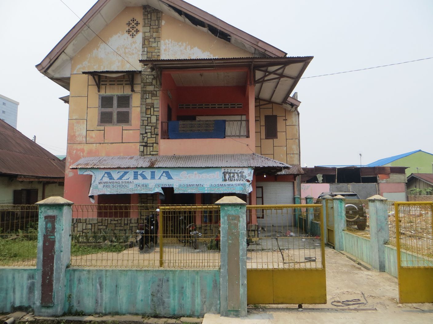 LKP Azkia School - annibuku.com