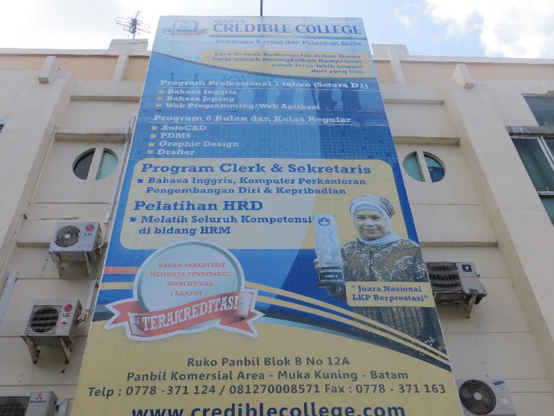 LKP Credible College - annibuku.com