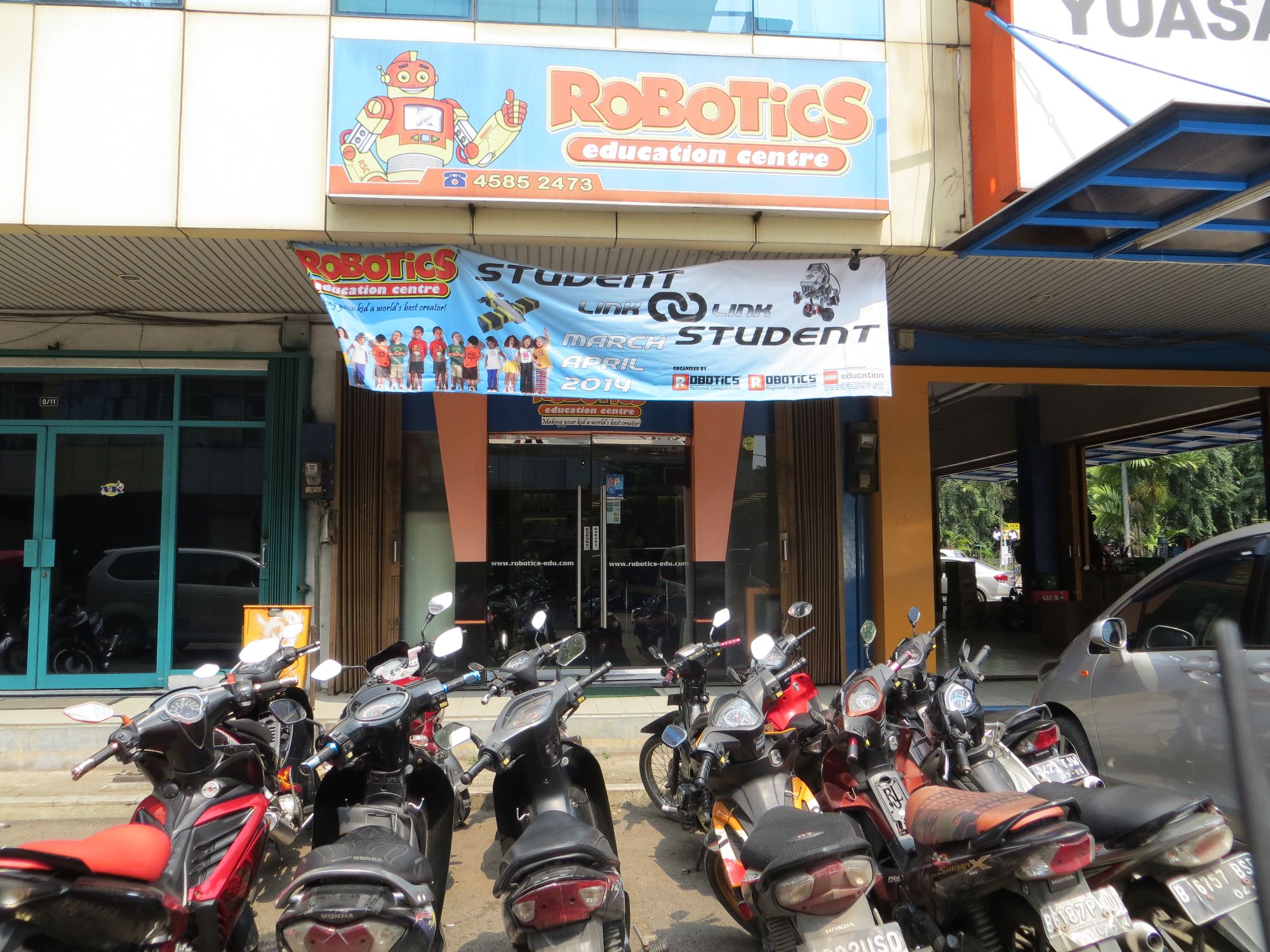 Robotics Education Centre - annibuku.com