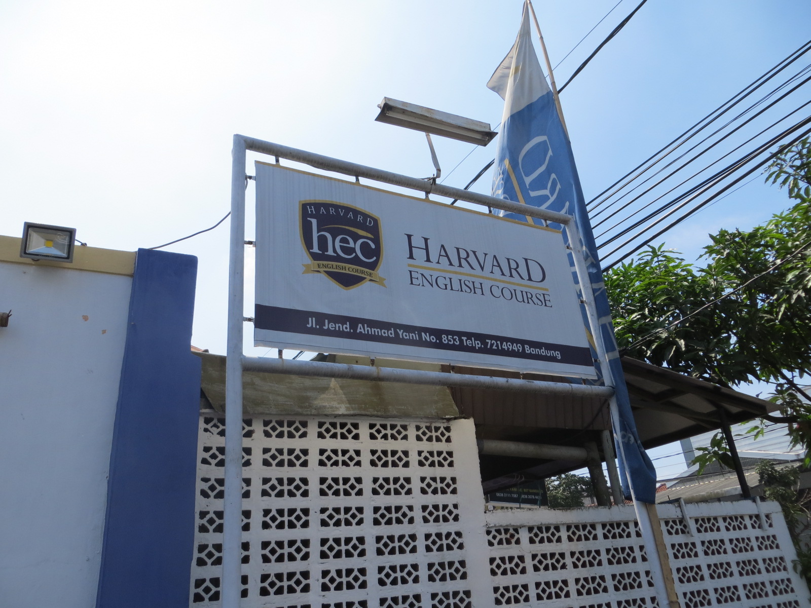 LKP Harvard English Course - annibuku.com